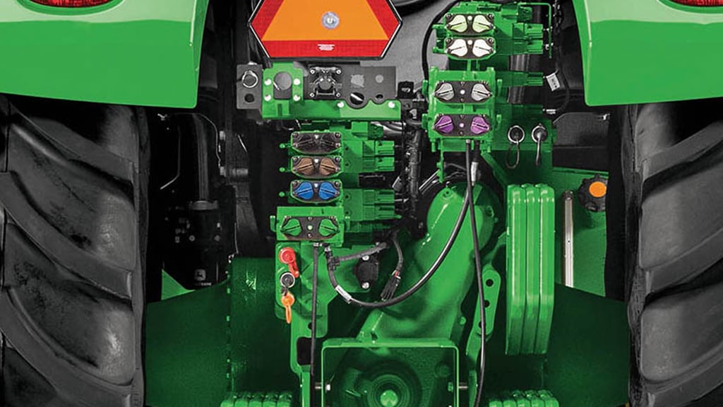9R, 9RT, and 9RX Versatility & Capability | John Deere US